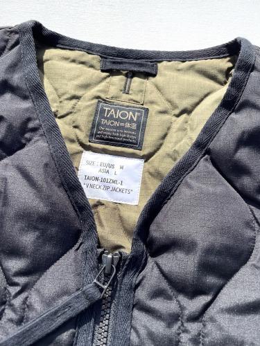 Natural/商品詳細 【TAION】 MILITARY W-ZIP V NECK DOWN JKT (Black)